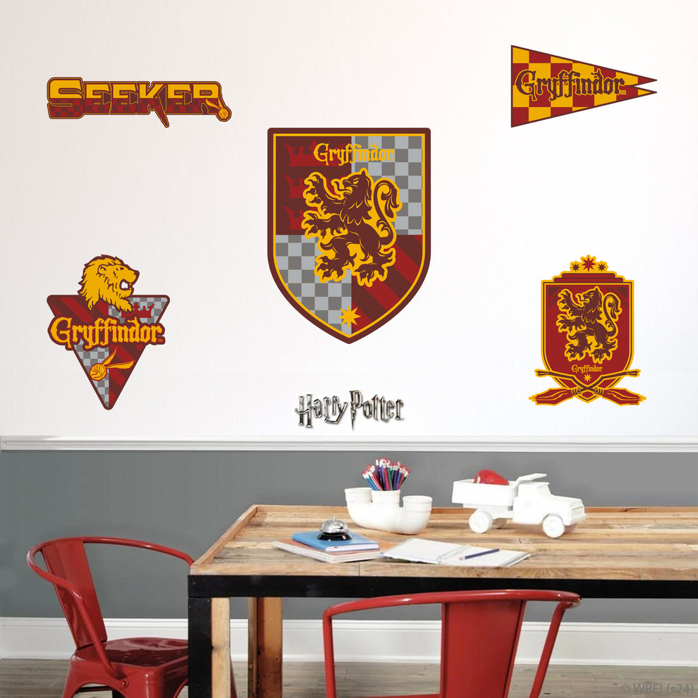 HARRY POTTER Wall Sticker – Gryffindor House Pride Decal Set Wizarding ...