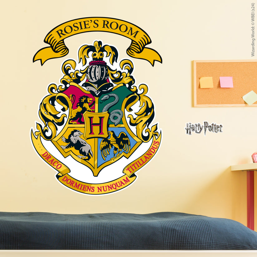 HARRY POTTER Wall Sticker – Hogwarts Crest Personalised Wall Decal Wiz ...
