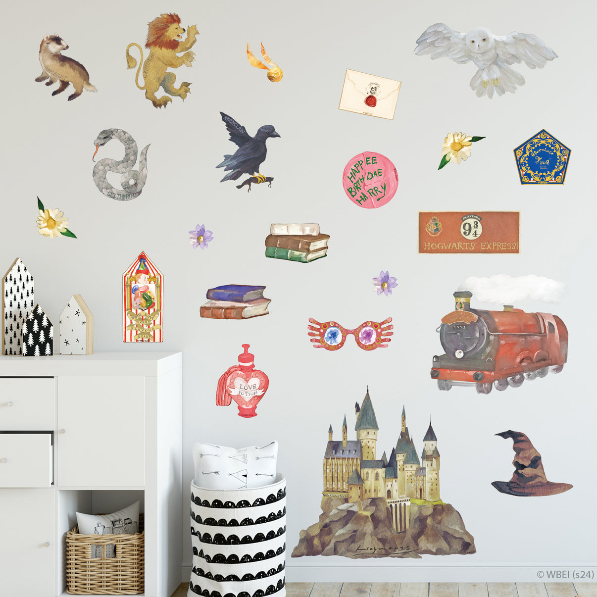 HARRY POTTER Wall Sticker – Magical World Icons Decal Set Wizarding Wo ...