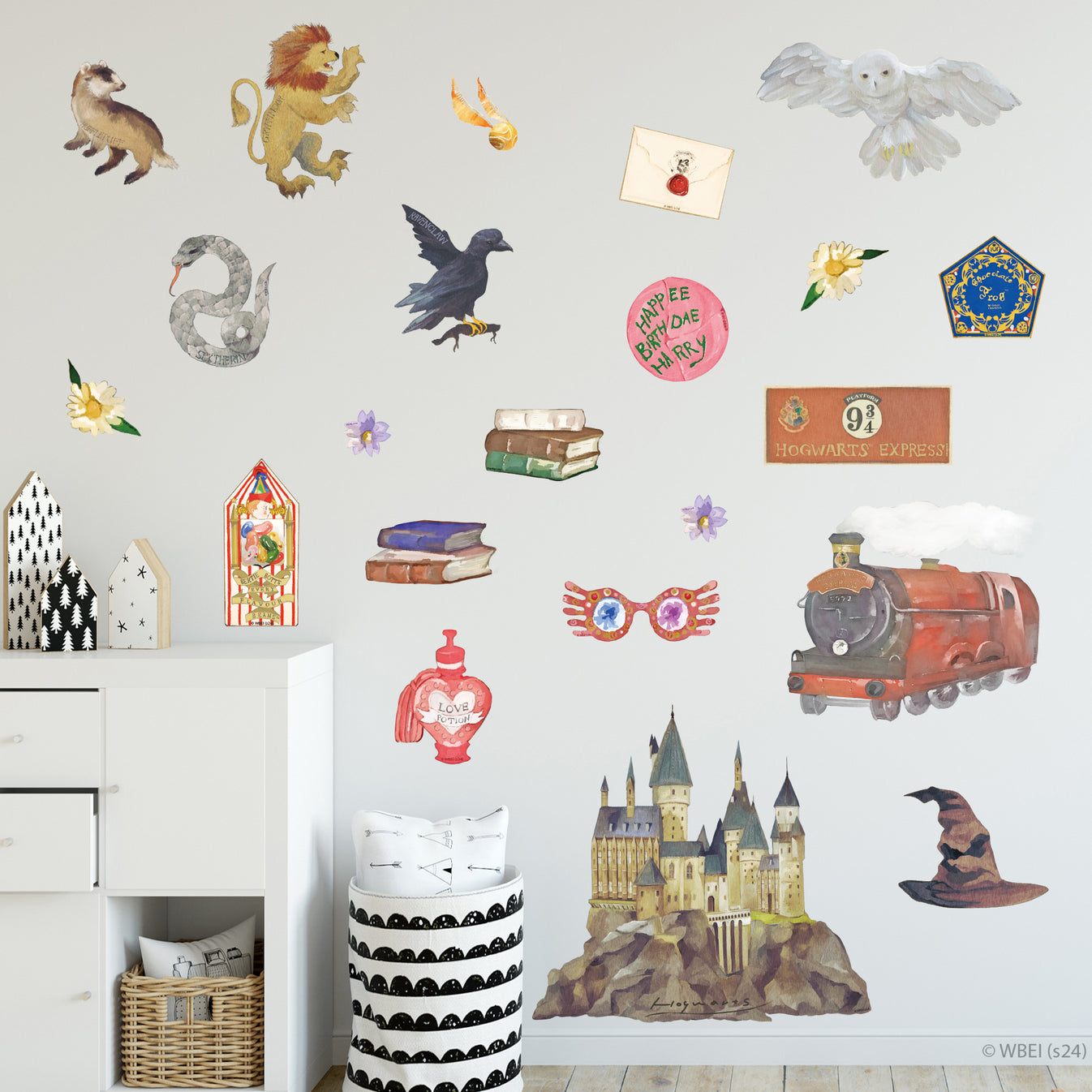 HARRY POTTER Wall Sticker – Magical World Icons Decal Set Wizarding Wo ...