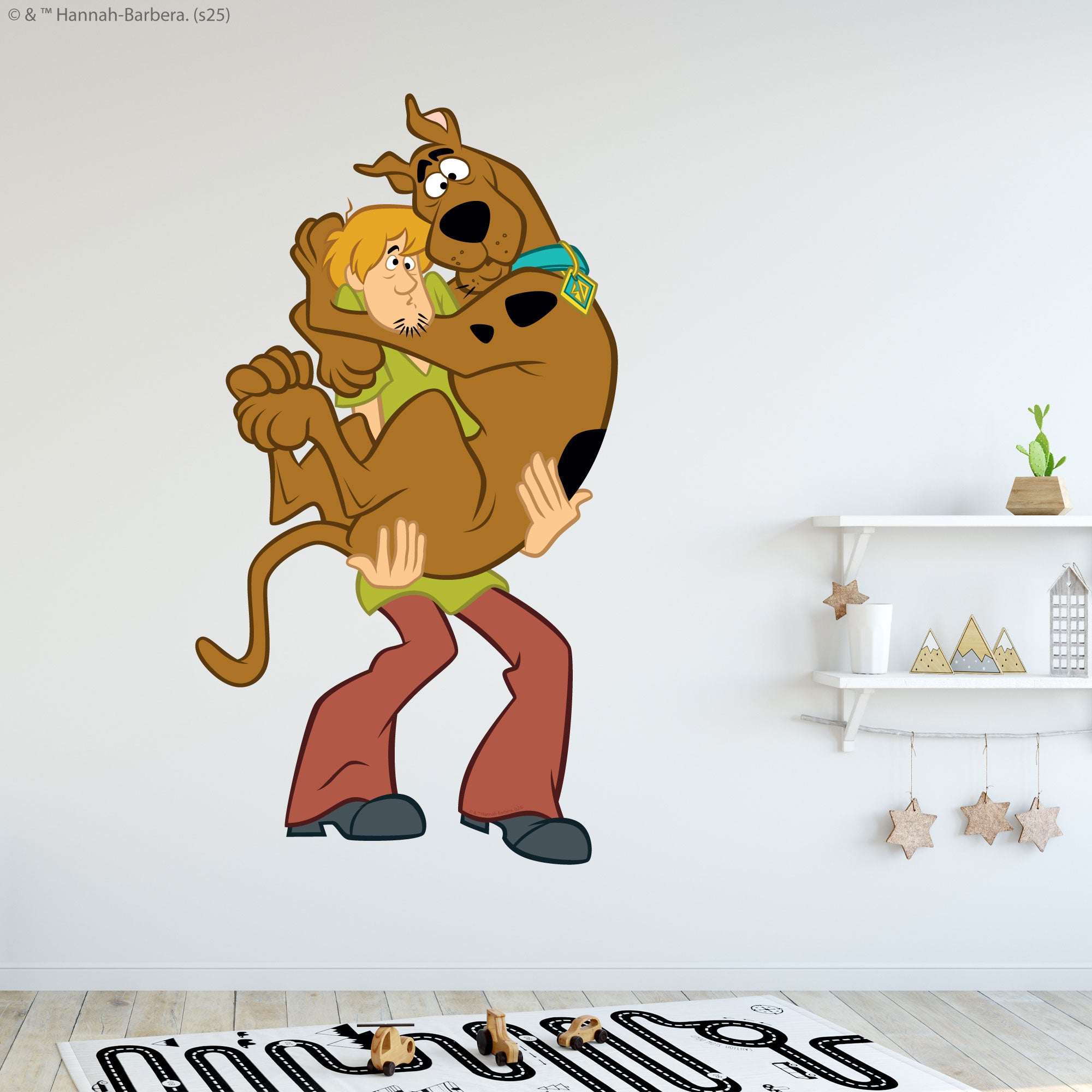 Scooby-Doo Wall Sticker – Shaggy Holding Scooby Doo Decal Wall Art ...