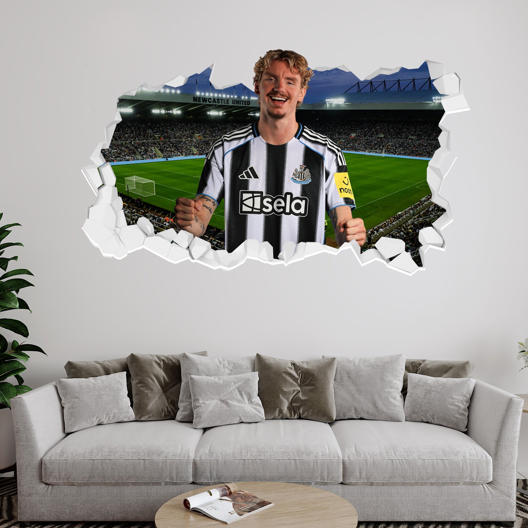 Newcastle United Football Club - Woltemade 25/26 Broken Wall Sticker ...