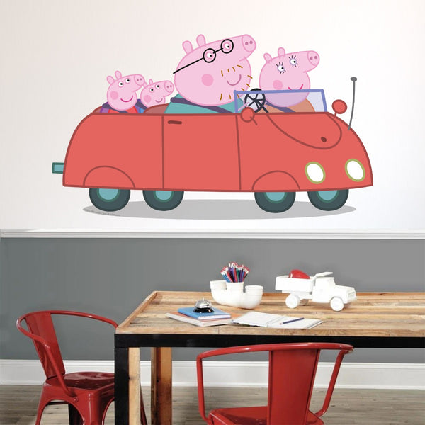 Peppa Pig Wall Sticker - Peppa and Family In Car – www.themed.co.uk
