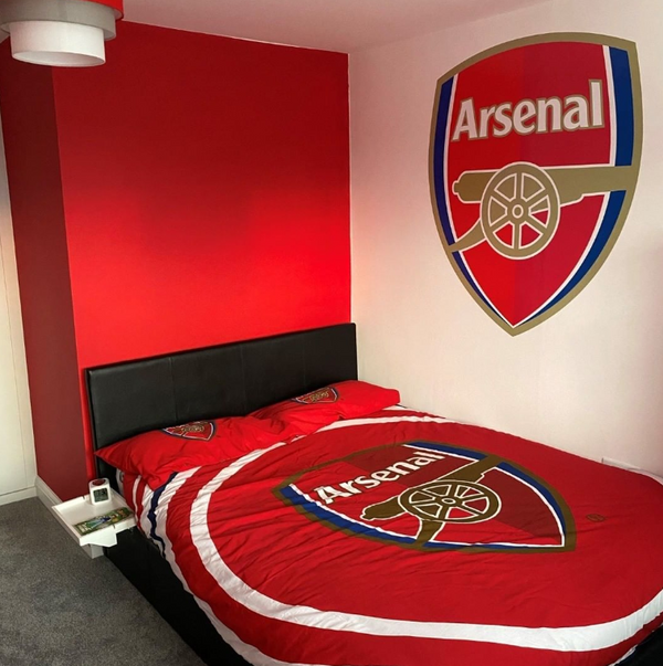 Arsenal Football Club Crest Wall Sticker – www.themed.co.uk